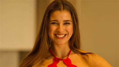 Rtl Stella Stegmann Ist Die Erste Bisexuelle Bachelorette 20 Minuten