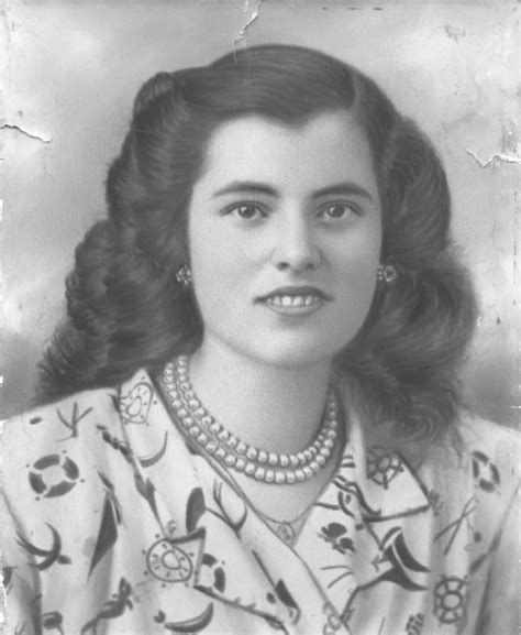 Manuel Cabello Y Esperanza Izquierdo Con Ubrique En El Recuerdoocur