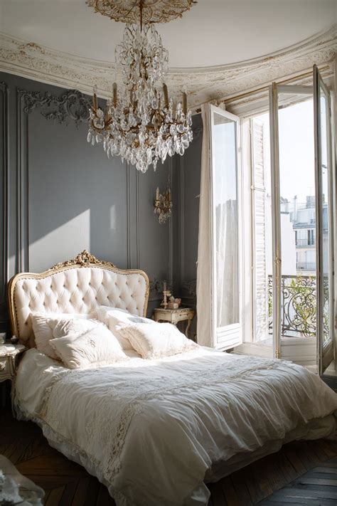 20 Magnificent Parisian Bedroom Ideas For Timeless Elegance