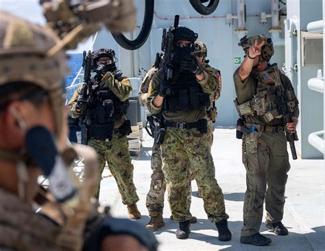 Japanese Special Operation Forces 4439 X 3431 Images