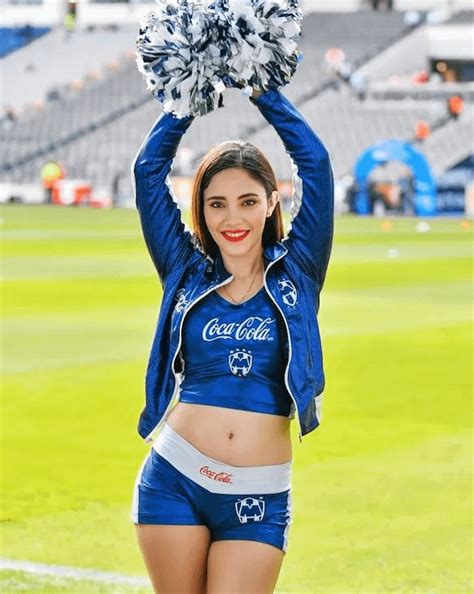 Devani Rayadita R Porristasymodelos