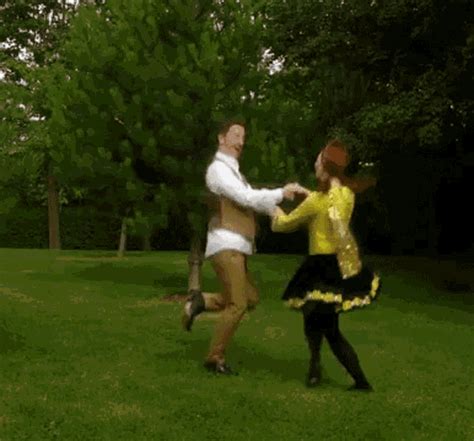 Dancing Emma Wiggle  Dancing Emma Wiggle Emma Discover And Share S