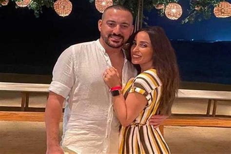 أقل بصة رومانسية هاجر الإبياري تتفاعل مع ظهور زوجها دياب في قلبي ومفتاحه