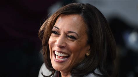100 Kamala Harris Backgrounds