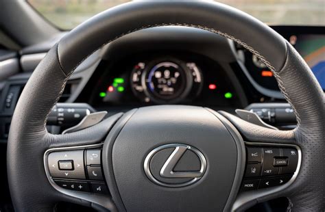 2022 Lexus Es Hybrid 52 Interior Photos Us News