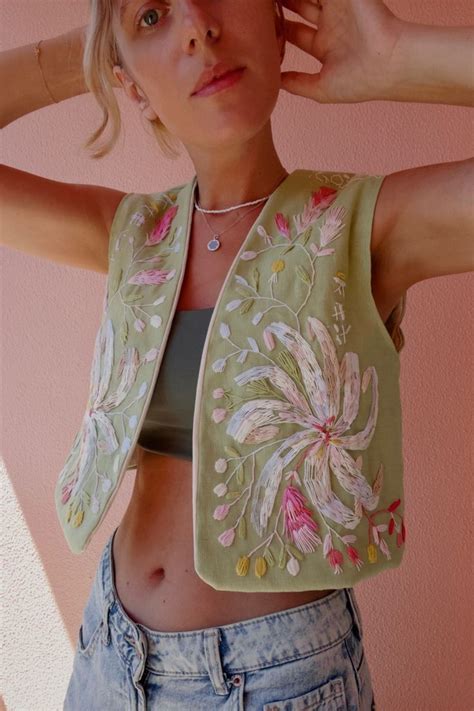 Pin by cherry on 女性时尚 in Clothes embroidery diy Embroidered clothes Linen style fashion