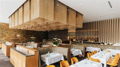 Kriskadecors Decorative Chains Unlock Creative Possibilities For Ceiling Installations