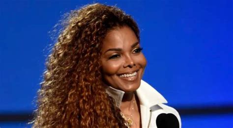 Janet Jackson Height Weight Body Measurements Bra Size Shoe Size