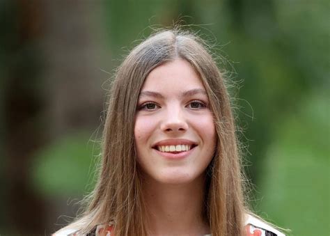 Eindelijk Prinses Sofia Van Spanje Stapt Uit De Schaduw All Things Amalia