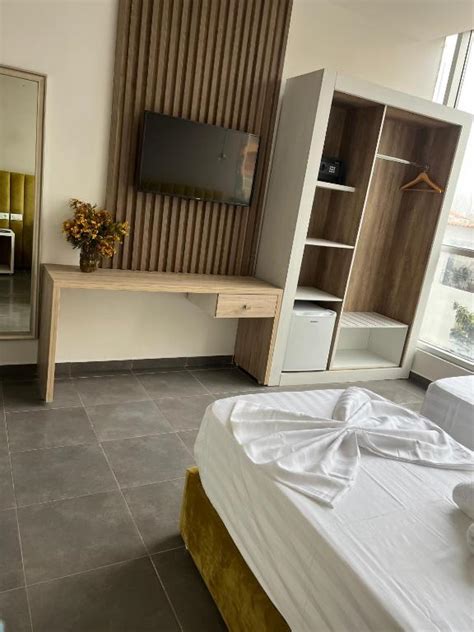 Ajsel Hotel Durres Albania