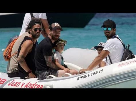 Lionel Messi Toda La Sensualidad De Antonella Roccuzzo En Las Playas