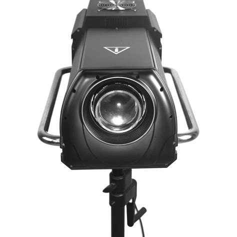 Iluminador E Lighting Followspot 400l Mario Gomez