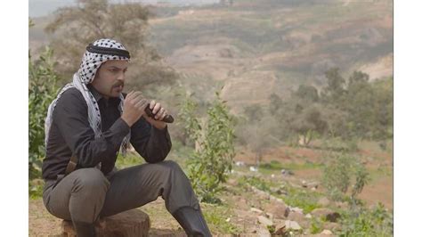 منذر خليل يختار الأصعب ويبدع في عسال