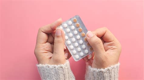 Birth Control Pills Usage Benefits Side Effects And More Matritva Care