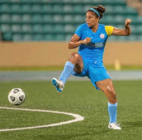 Imani Morlock⚽️🇦🇺 American Defender Imani Morlock Is Currently In Australia And Available To