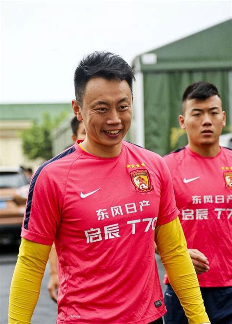 1胜1平不败！广州队1比0战胜辽宁队，郜林李帅彭伟国全力争夺老甲a冠军中超徐德欣亚冠