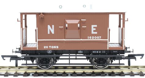 Hornby R6923 Lner 20 Ton Toad E Brake Van 162007 In Lner Hattons