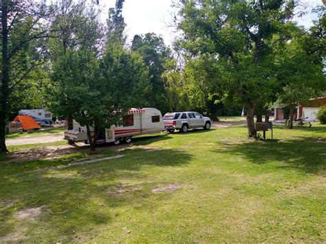 Complejo Turístico Camping El Refugio 《 Opiniones