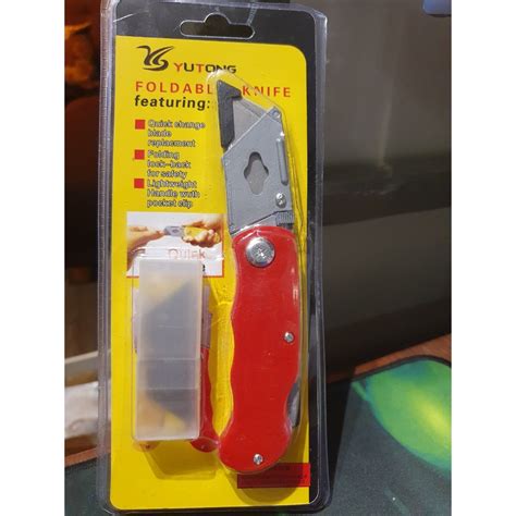 คัตเตอร์ใช้งานได้ทั่วไป รุ่น Foldabl Knife มีใบมีดเปลี่ยน สามารถพับเก็บ