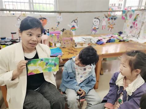 代表在身边丨刘美蓉：童心世界的守护者