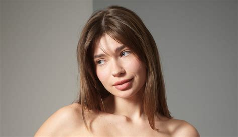 Anna Ralphs Height Exploring The Career Biography And Net Worth Of