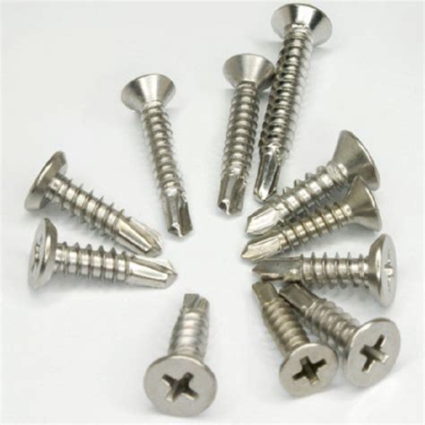 Vít Sàn Đuôi Cá Vina Cmc