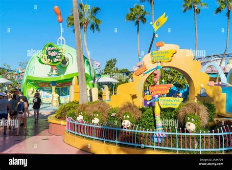 Seuss Landing Green Eggs And Ham Cafe Islands Of Adventure Universal