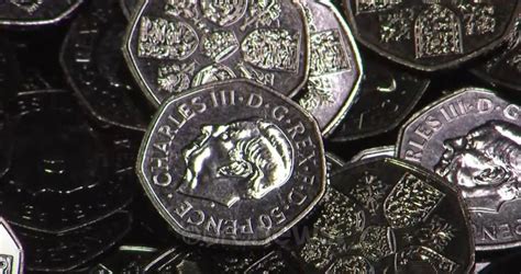 Gati Monedhat Me Charles Iii