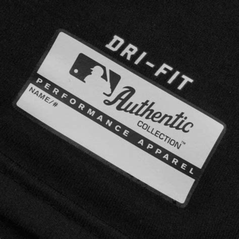 Nike Cincinnati Reds Black Dri Fit Logo Legend Performance T Shirt