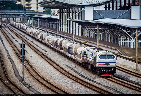 Keretapi Tanah Melayu Johor