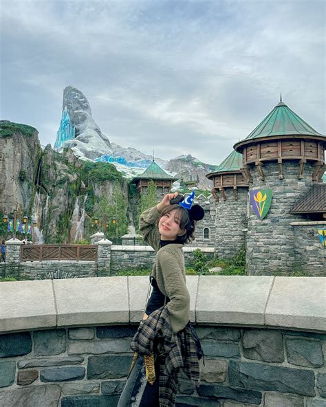 서유랑 Yurang 🎒꽃밭에 호랭이 데려가기🖤🐅🌸 Erriekyskorea 타이거 레오파드 스트링 백팩🤍 🫶🏻 가볍고 시원해지는 계절에 딱인 가방🥹 재질도 탄탄하고