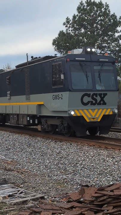 Csx Track Geometry Test Vehicle Gms 2 Train W002 Approaches Raleigh Nc At Powell Drive 11 26