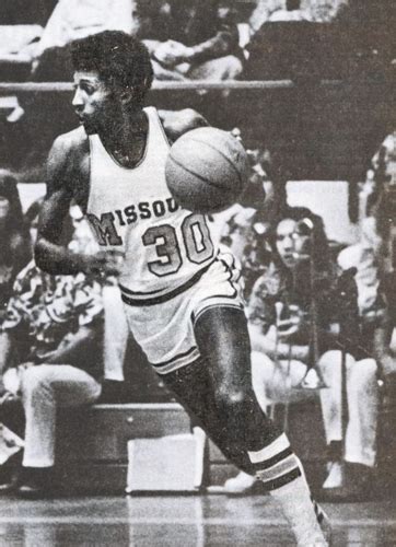 Willie Smith Named To 2024 Sec Legends Class Mizzou Mens Basketball