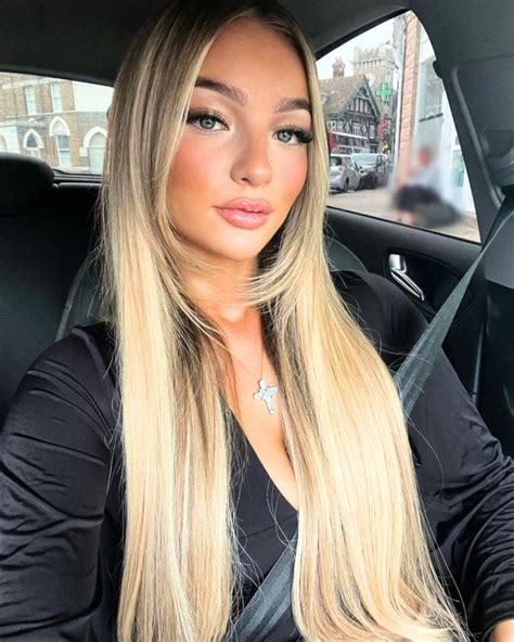 Yasmin Cromack On Linkedin Socialmediatips Socialmediatrends Socialmediacontent Construction…