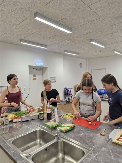 Projektwoche Spaß Beim Kochen Gymnasium Bad Vöslau