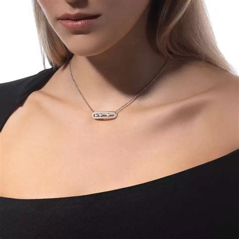 Move Classique Ciselé Diamond Necklace In White Gold Messika 14667 Wg