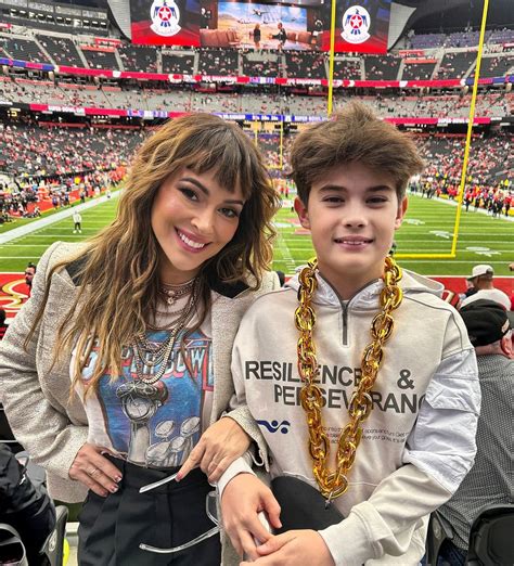 Alyssa Milano Blasted For Attending Super Bowl After Fundraising For Sons Team