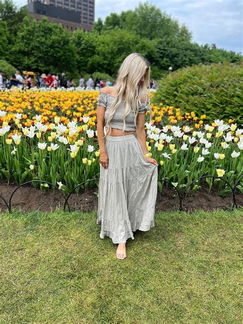 Julia Model And Influencer Discoverjuliasfaves On Threads