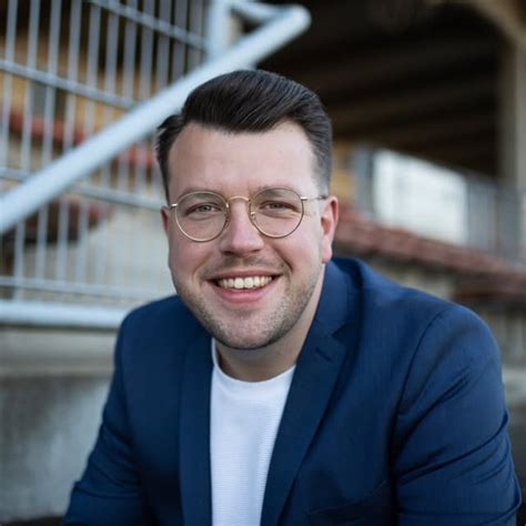 Christian Straßburger Christian Strassburger • Threads Say More