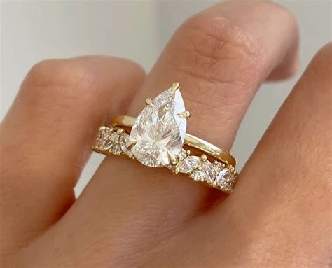 Pear Engagement Set Wedding Rings Vintage Pear Shaped Wedding Rings Dream Engagement Rings