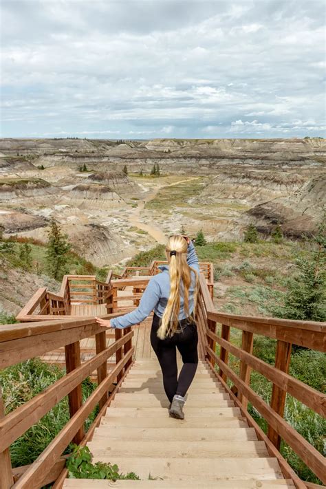 Hiking The Epic Horseshoe Canyon Loop Trail Near Drumheller