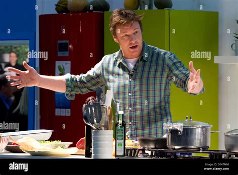 London Uk 7th December 2012 Jamie Oliver Conducts A Cooking