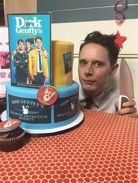 Pin By Zoé On Dirk Gentlys Holistic Detective Agency Holistic Detective Dirk Gentlys