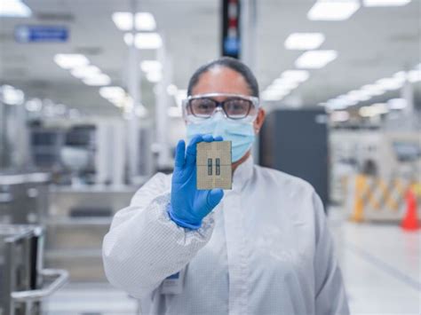 Intel Processes 30000 Wafers With New High Na Euv Lithography Machines