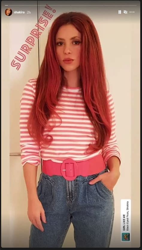 Shakira 43 Has Dyed Her Hair Red Again Daily Mail Online