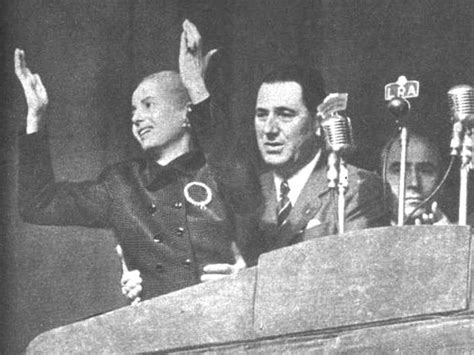 A Cien Años Del Nacimiento De Eva Perón Una Vida Breve E Intensa Entre
