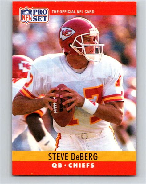 1990 Pro Set 141 Steve Deberg Mint Kansas City Chiefs Hockey Card