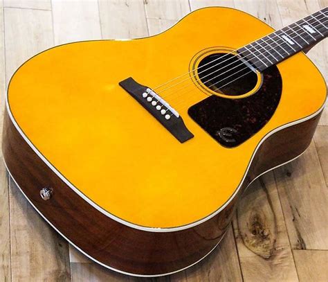 Epiphone Texan 1964 Epiphone Masterbilt Texan Acoustic Guitar Review