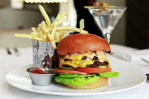 The Rotunda Serves One Of Sfs Best Burgers