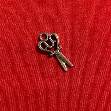 Vintage Berlock Hänge Sax Mycket Fint Skick Det Köp På Tradera